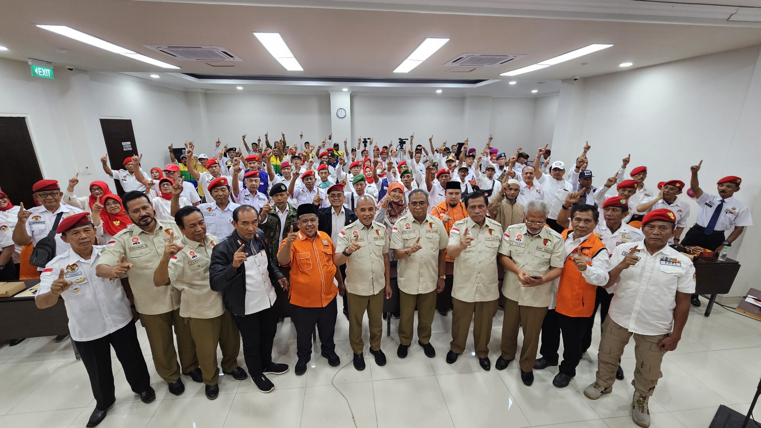 Gelar Konsolidasi, Ratusan Purnawirawan di Jatim Siap Menangkan PKS dan ... Gelar Konsolidasi, Ratusan Purnawirawan di Jatim Siap Menangkan PKS dan ...
